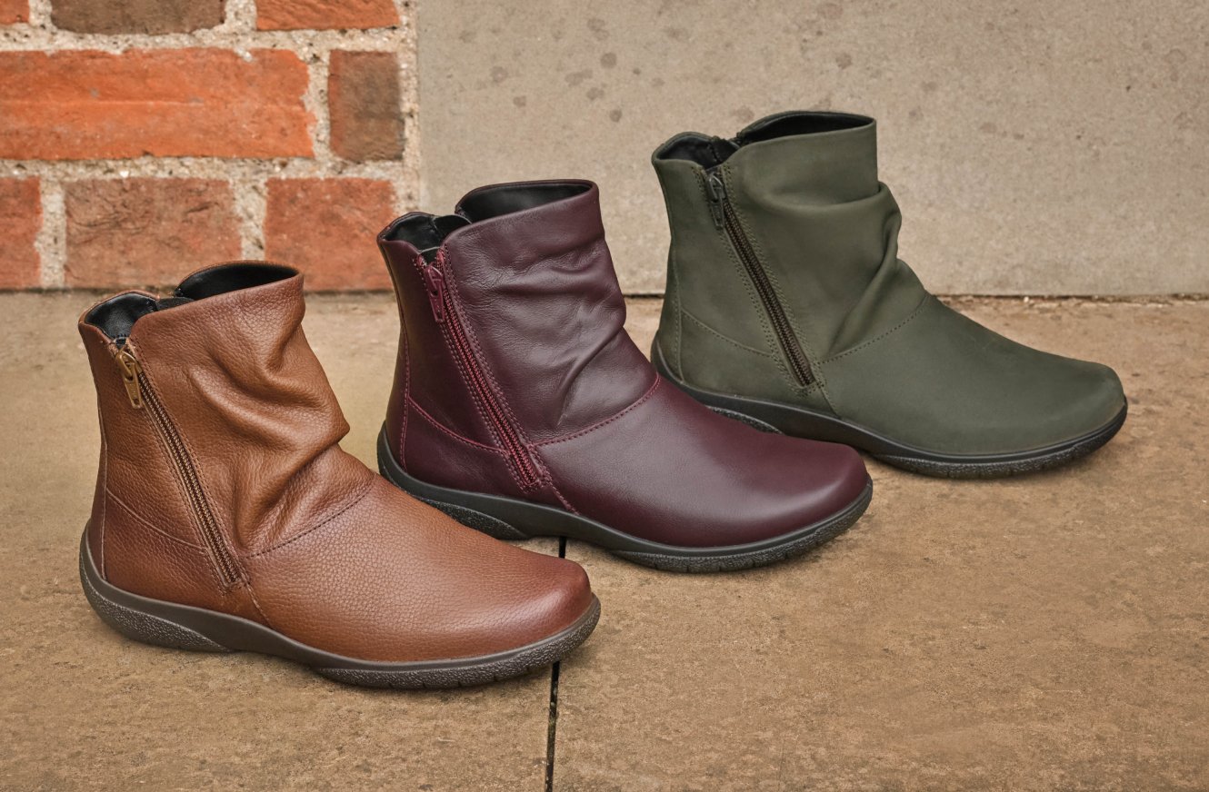 Hotter Shoes & Footwear | Specialising in Wide and Extra Wide Fitment