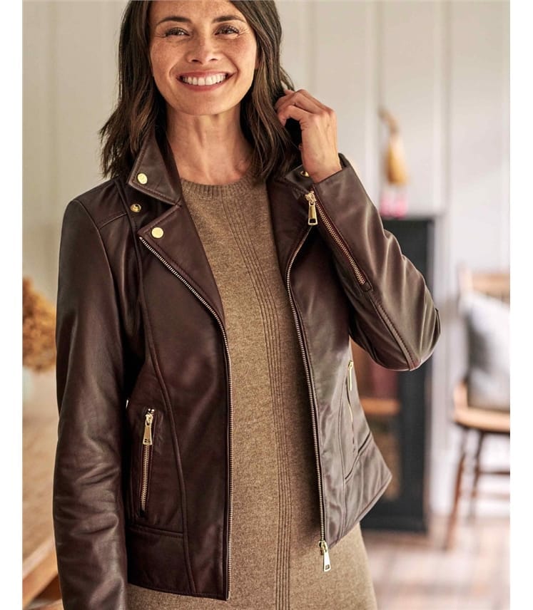 About Lakeland Leather | Friends | WoolOvers